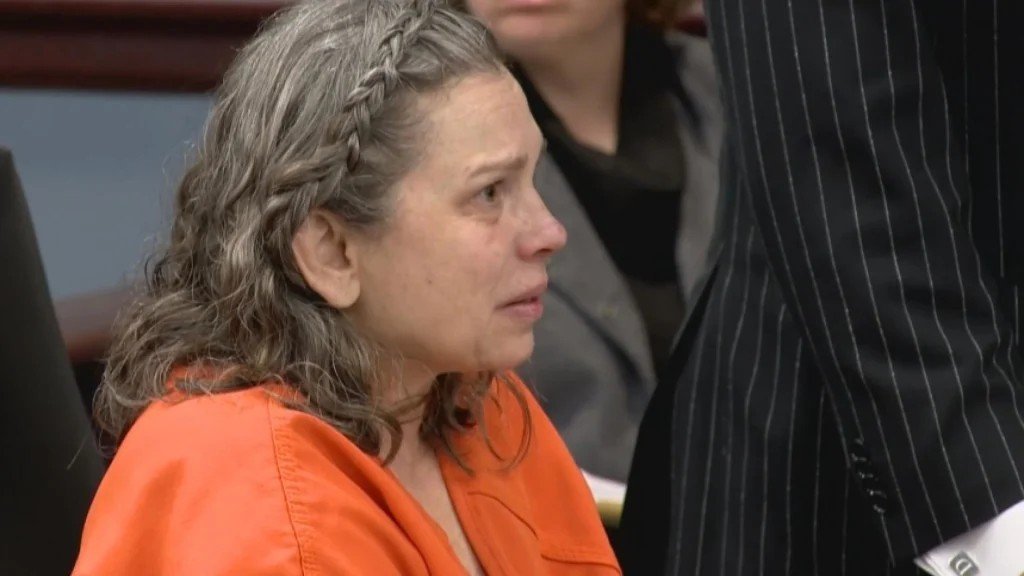 Lana Clayton Used Eye Drops to Poison Her Husband? | The Visine Case