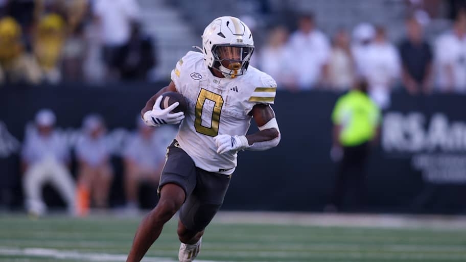 Malachi Hosley Gets Things Started For Georgia Tech