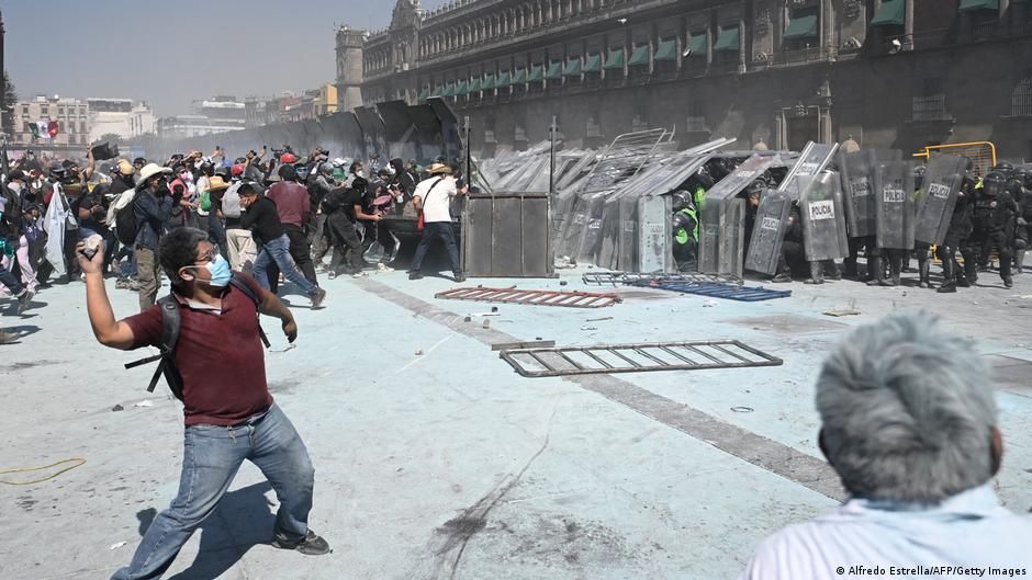 Miles de personas marchan en México contra Sheinbaum y la violencia