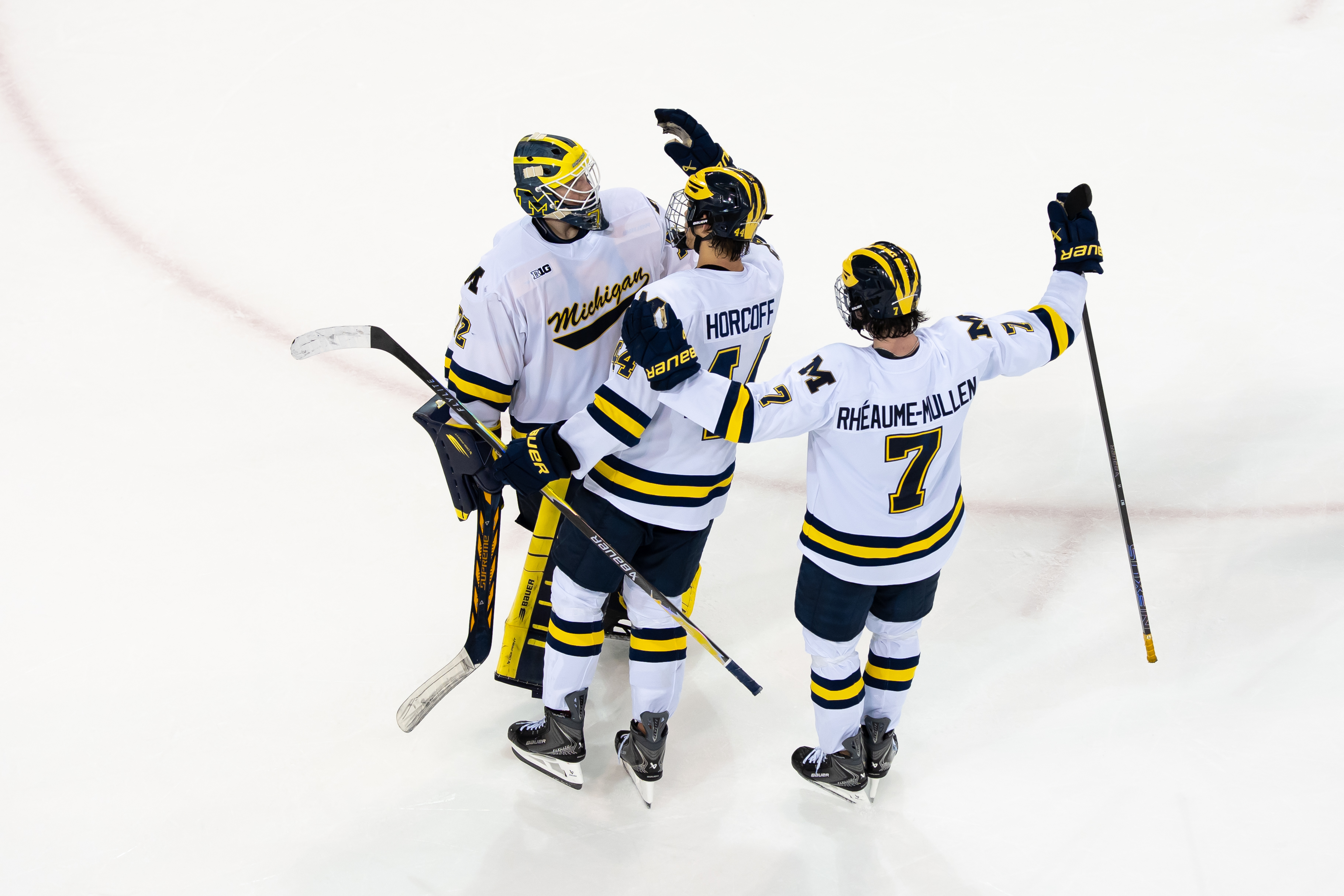 Five Michigan hockey players to represent USA and Canada at World Juniors