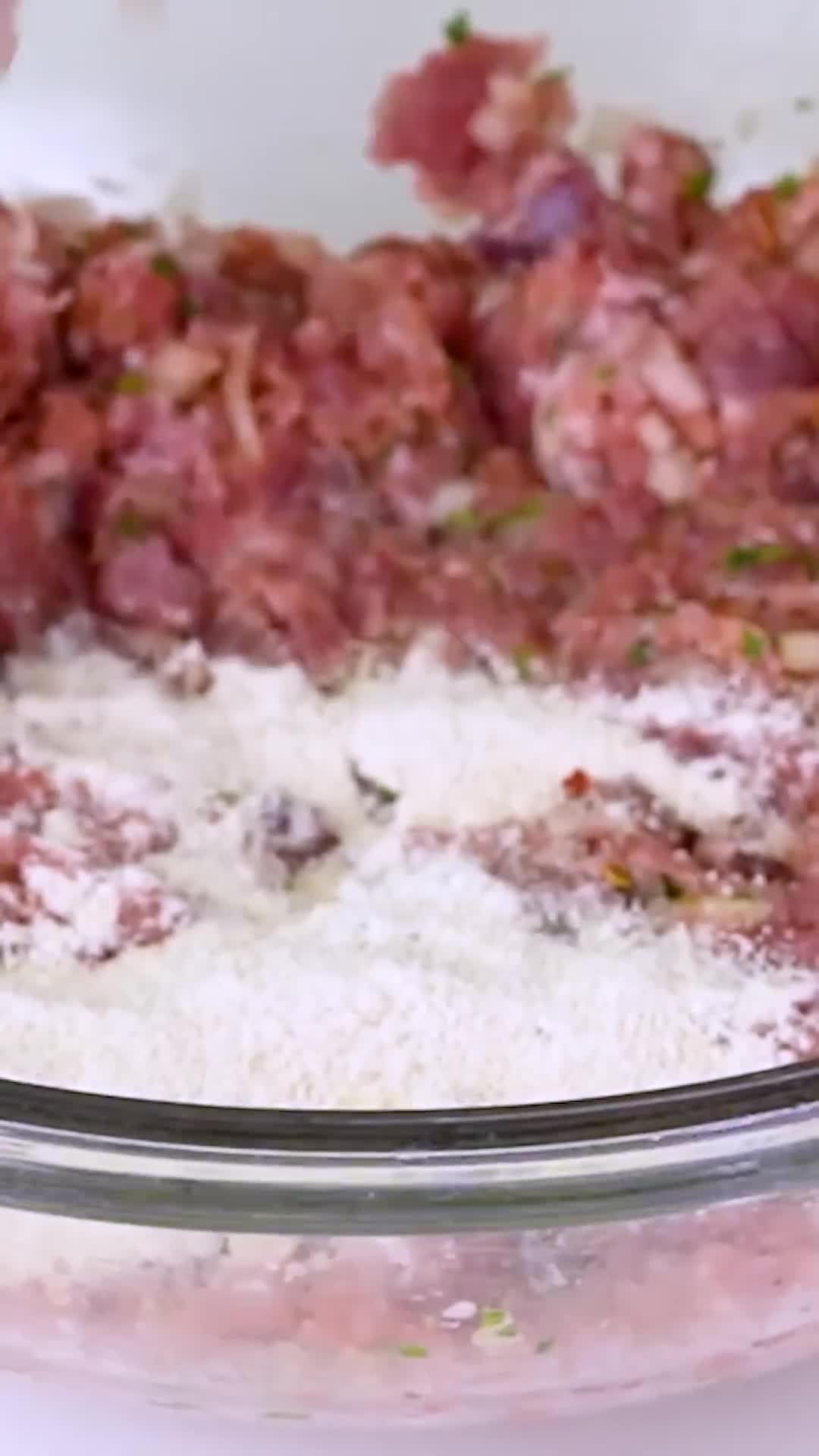 Com a linguiça do churrasco, faça um banquete! #linguiça #queijo