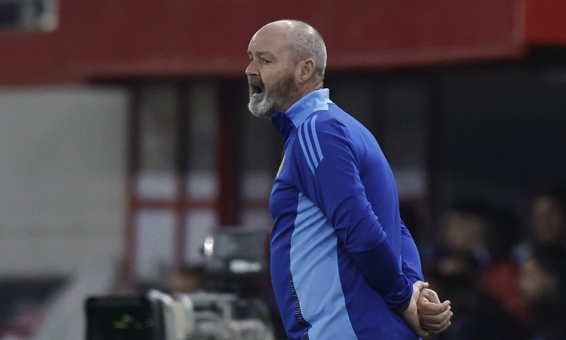 PAIN AND GAIN! Scots lose in Greece but Belarus foil Danes to set up ...