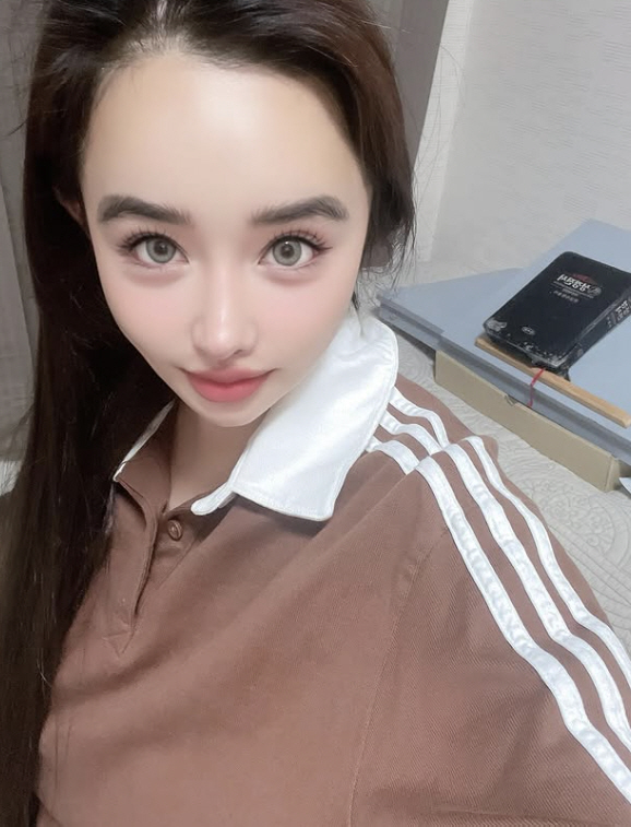 Park Bom urgently needs emotional instability treatment...Lee Min-ho ...