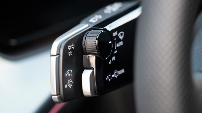 Audi Q3 e-hybrid S Edition: kun je wennen aan de die rare stengel voor ...