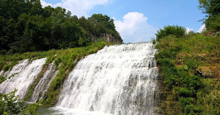 Thunder Bay Falls In Galena That’s Easy To Visit