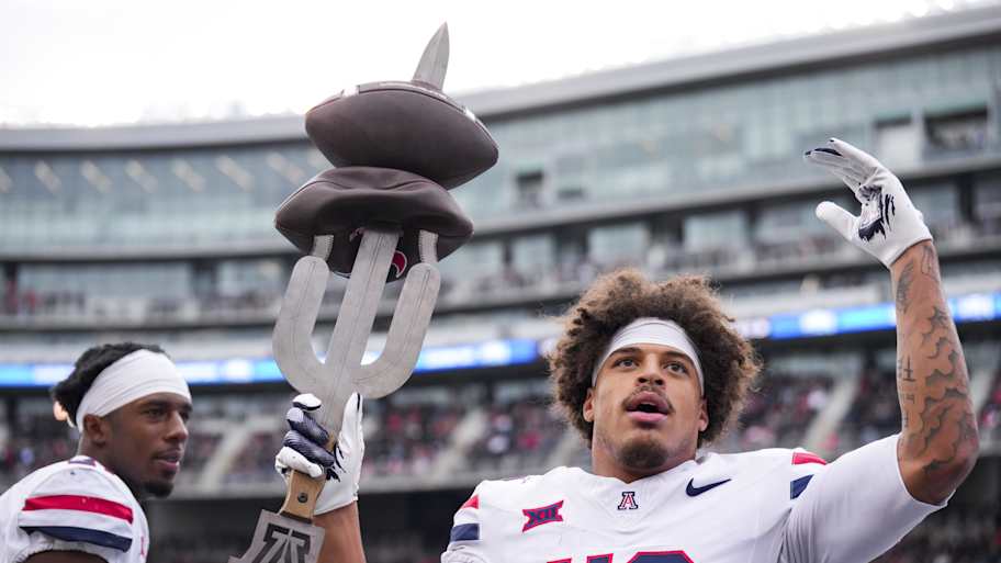 Arizona Upsets No. 25 Cincinnati in a Thriller