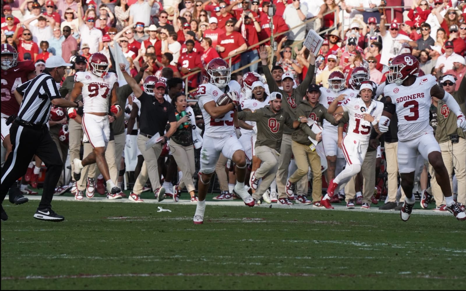 Halftime Huddle: Oklahoma leads Alabama, 17-14