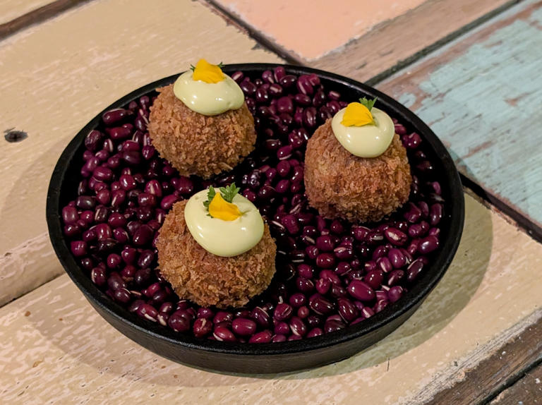 herbs, Mont Kiara: The small Spanish restaurant serving ‘pinchos ...