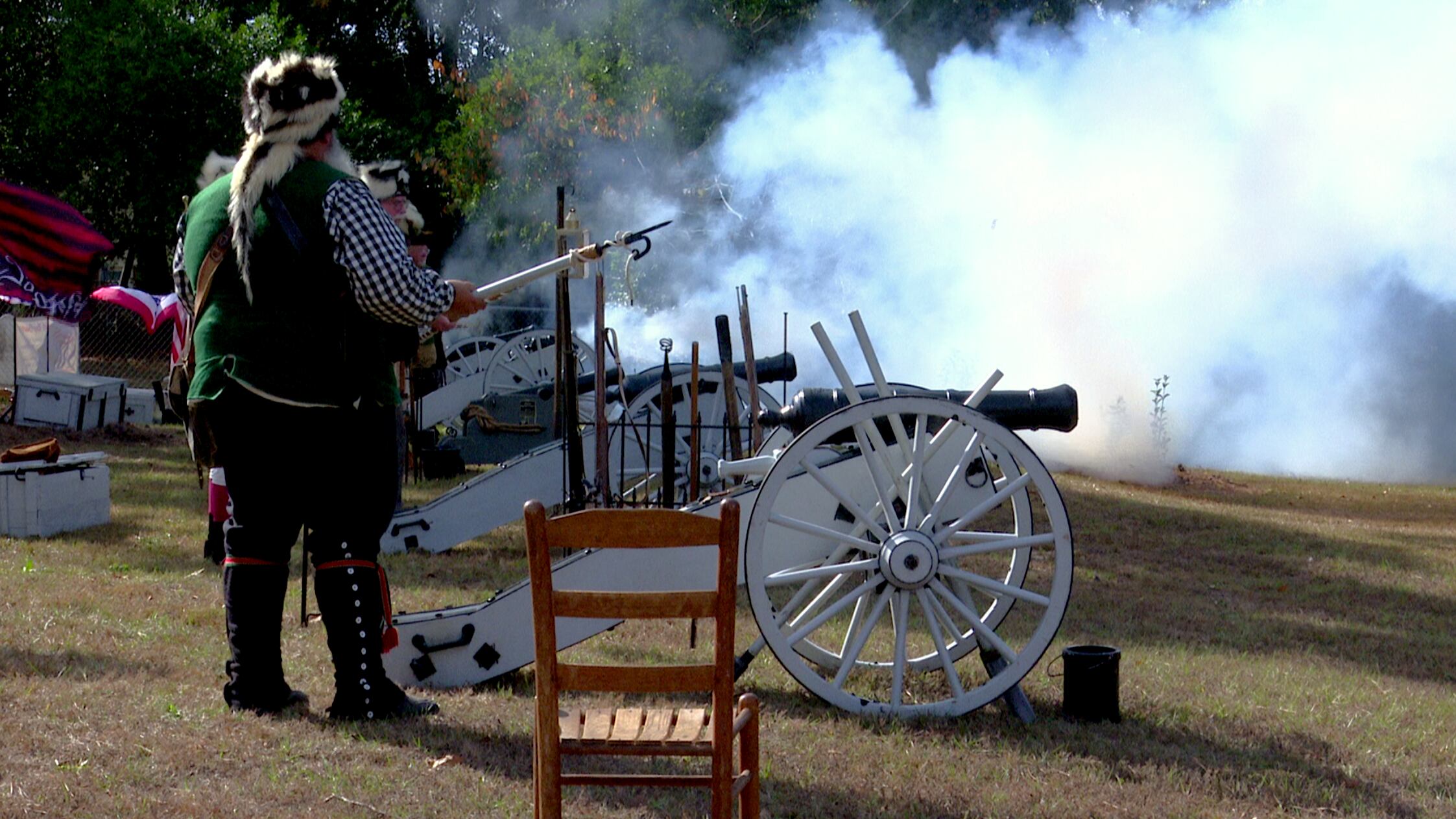 Sons of the American Revolution teach about war’s history