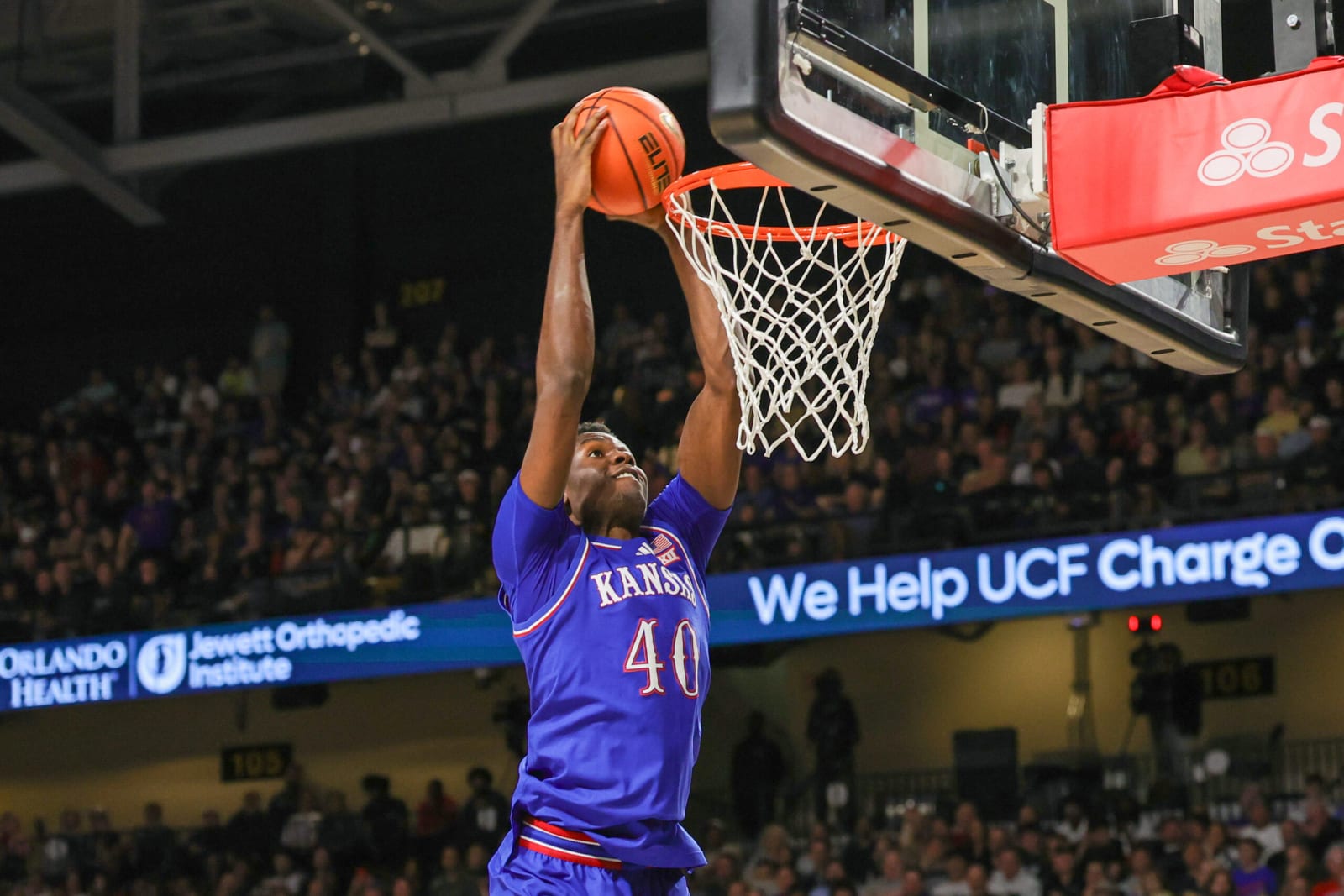 Career day from Flory Bidunga powers Kansas over Princeton
