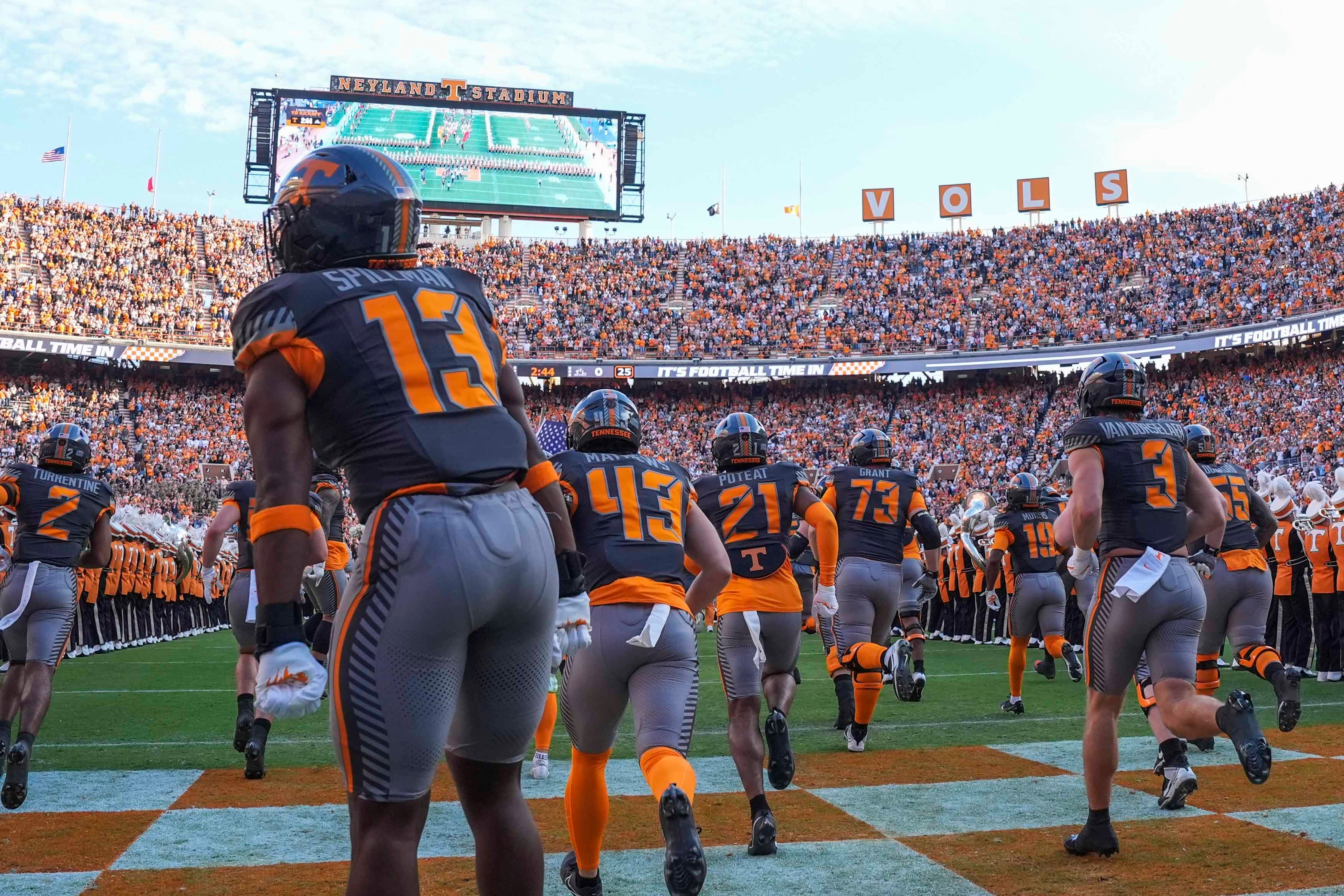 Tennessee football game times, TV announced for first three games of ...