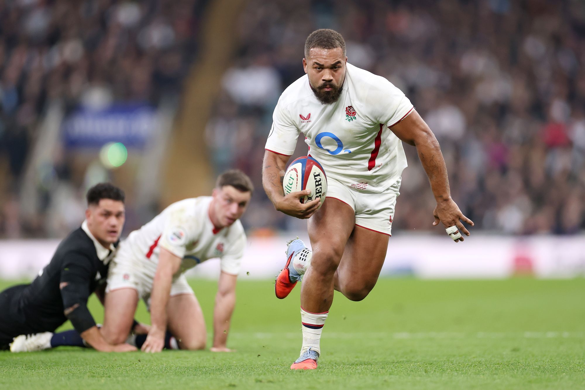 Superb England conquer the All Blacks for famous victory
