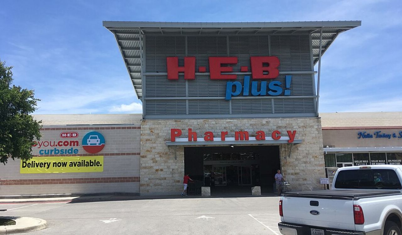10 HEB Shopping Mistakes That Can Quickly Raise Your Grocery Bill