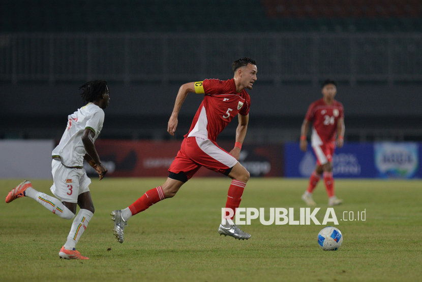 Pelatih Mali Soroti Peran Ivar Jenner di Timnas U-22, Puji Garuda Muda ...