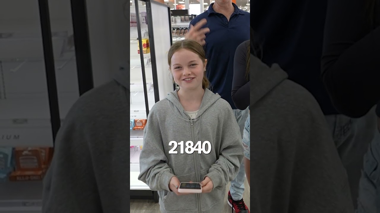 Human calculator vs 10 math whizzes