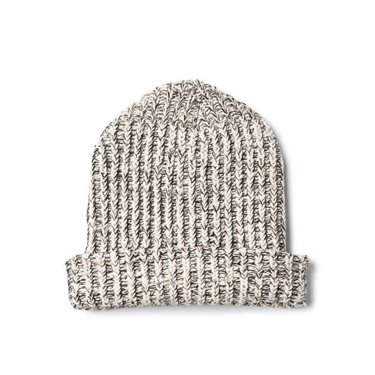 The 2025 GQ Winter Box Is the Most Stylish Way to Hunker Down at Home