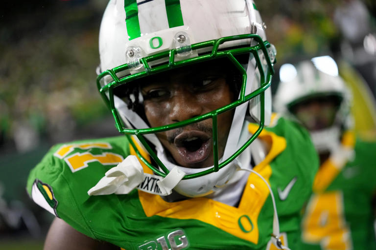 Oregon Ducks' Jeremiah McClellan, Jerry Mixon switch numbers for 2026