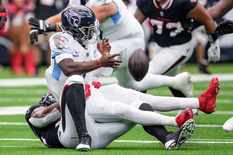 Texans' 3 keys vs. Titans: Stop Jeffery Simmons, pressure Cam Ward and run