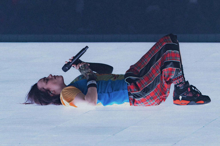 ‘I'm scared for you,' Billie Eilish tells Austin fans during her only ...