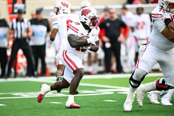 Wisconsin RB Gideon Ituka 'doing well' after being carted off