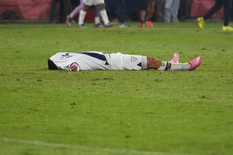 Lágrimas de la eliminación: el llanto desconsolado del utilero de ...