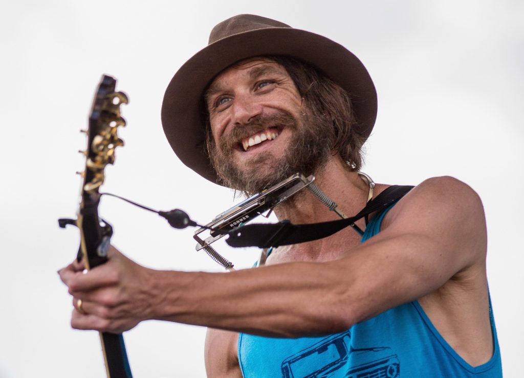Todd Snider, Singer-Songwriter Who Captivated Americana Music Fans With ...