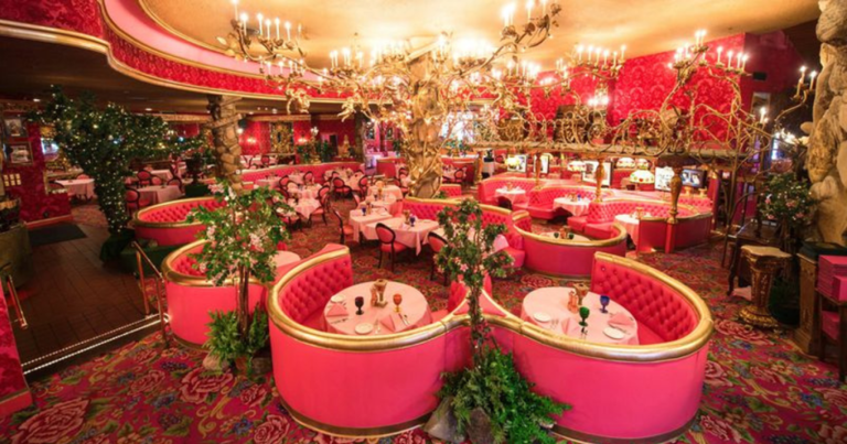 Escape to This Nostalgic California Motel for a Classic California Stay