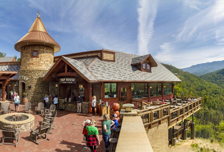 73 Fun Things To Do in Gatlinburg and Pigeon Forge, Tennessee with Kids