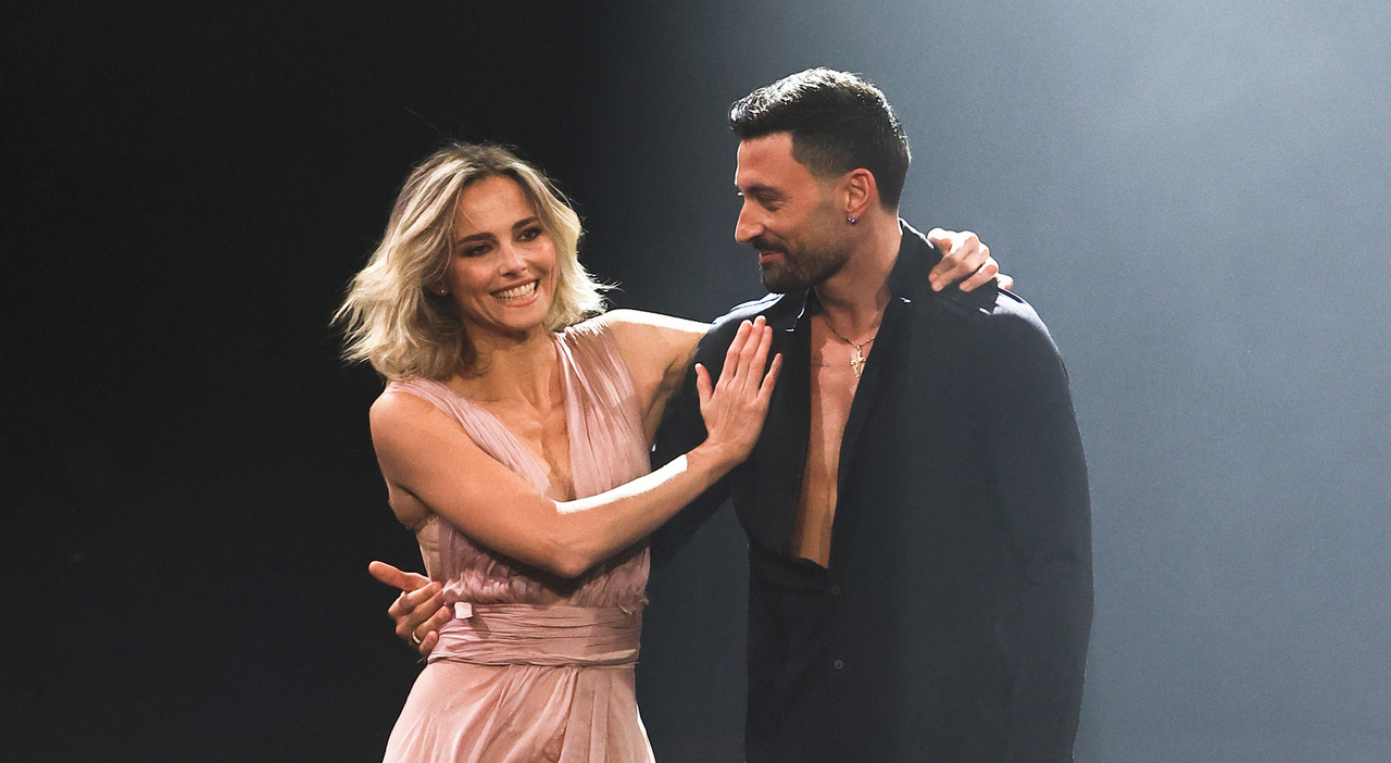 Ballando con le Stelle, il gesto di Giovanni Pernice con Francesca Fialdini scatena i tabloid ...