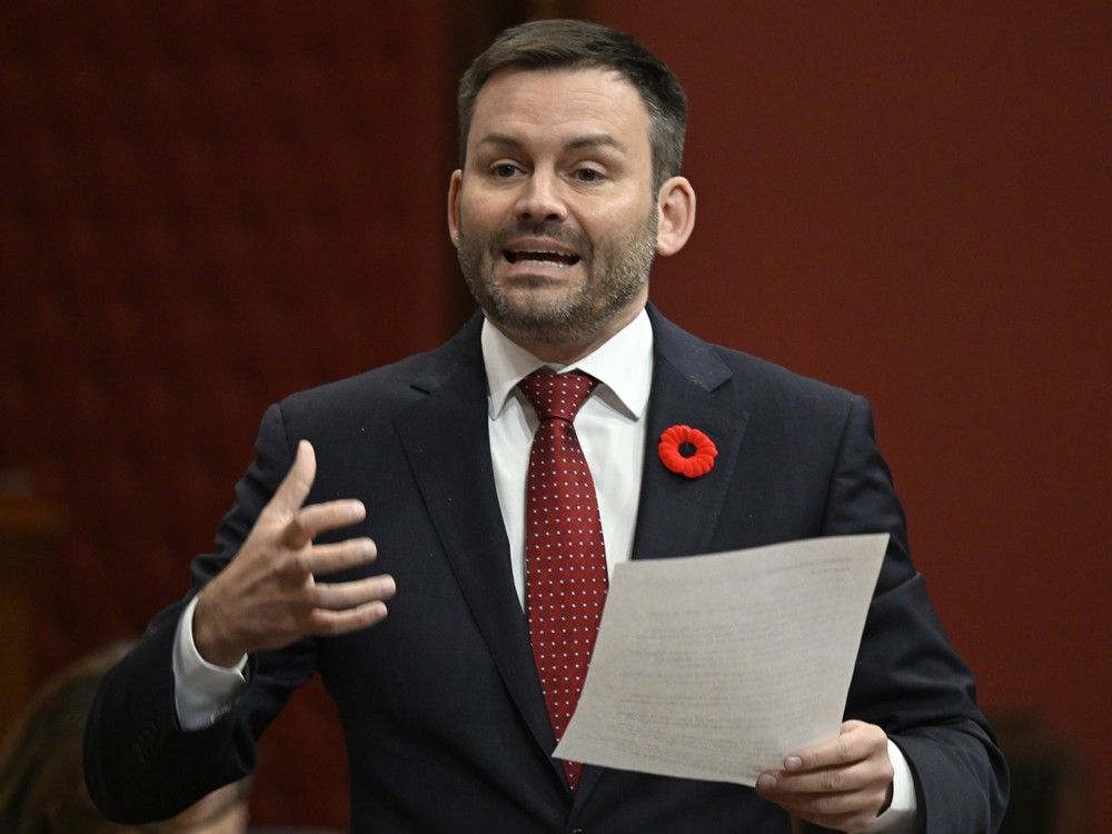 Independent Quebec would have its own currency, but it could take 10 ...