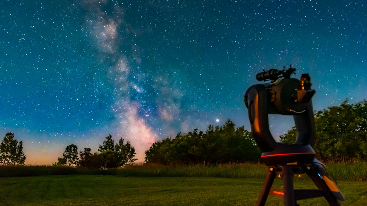 Expert advice for new stargazers: How to begin your amateur astronomy ...