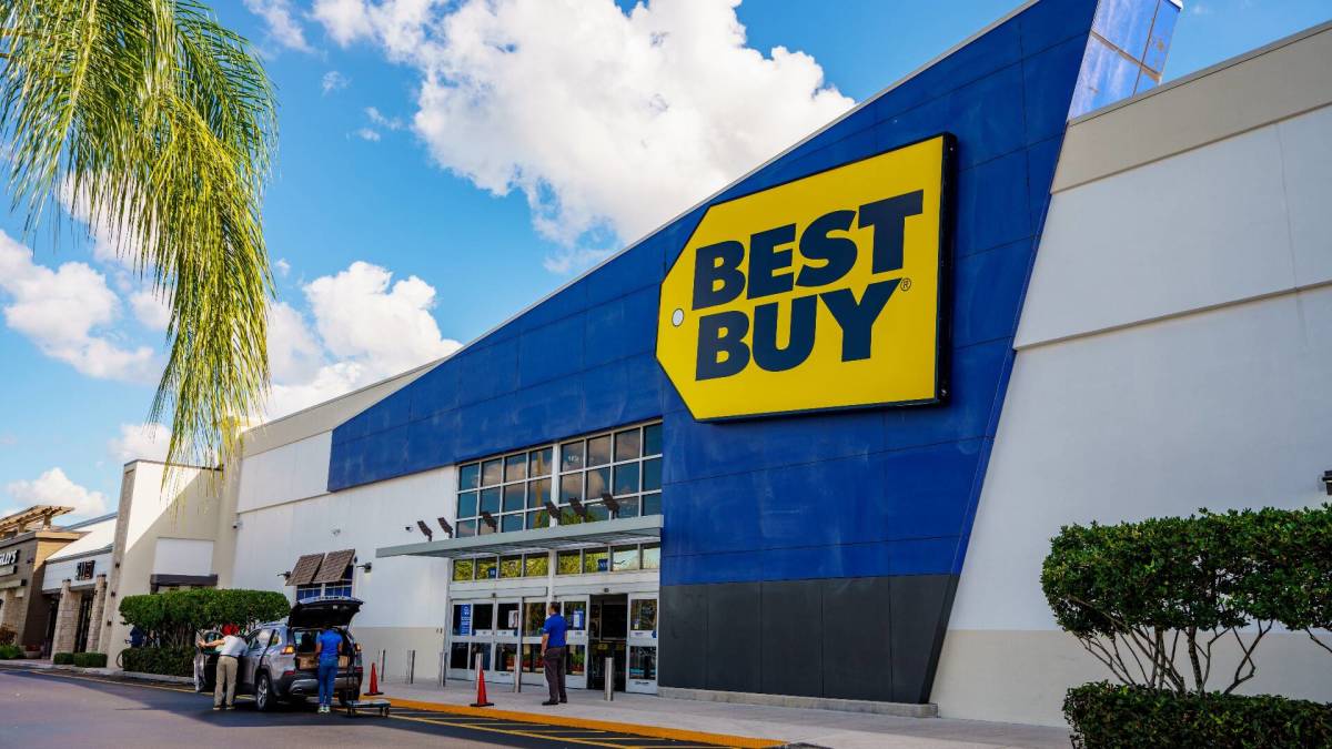 Best Buy announces plans to open new stores in 2026