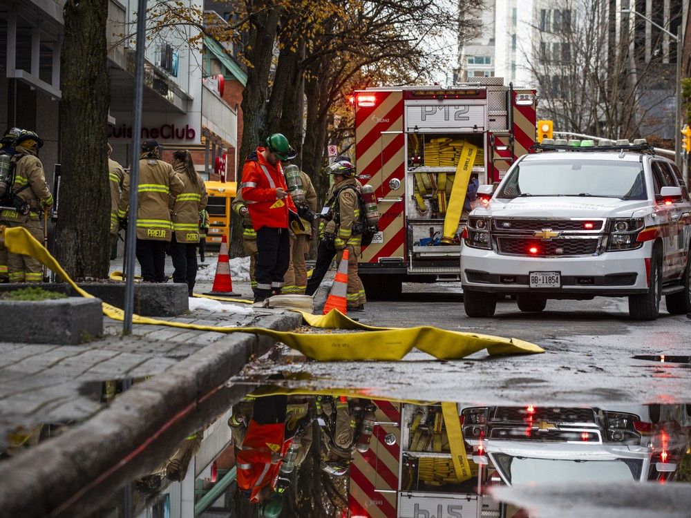 Elgin Street reopened after downtown fire