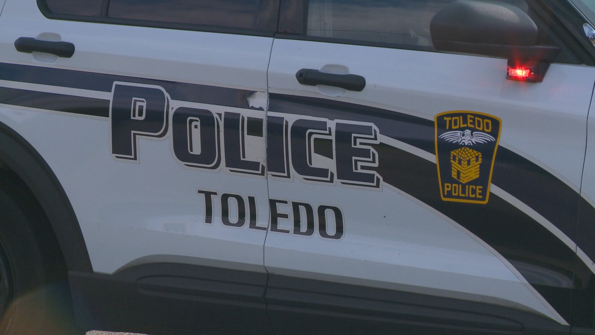 Bomb threat reported at Toledo Zoo; officials investigating