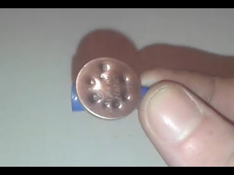 3 genius DIY hacks: Mini pen flashlight, battery motor & touchscreen ...