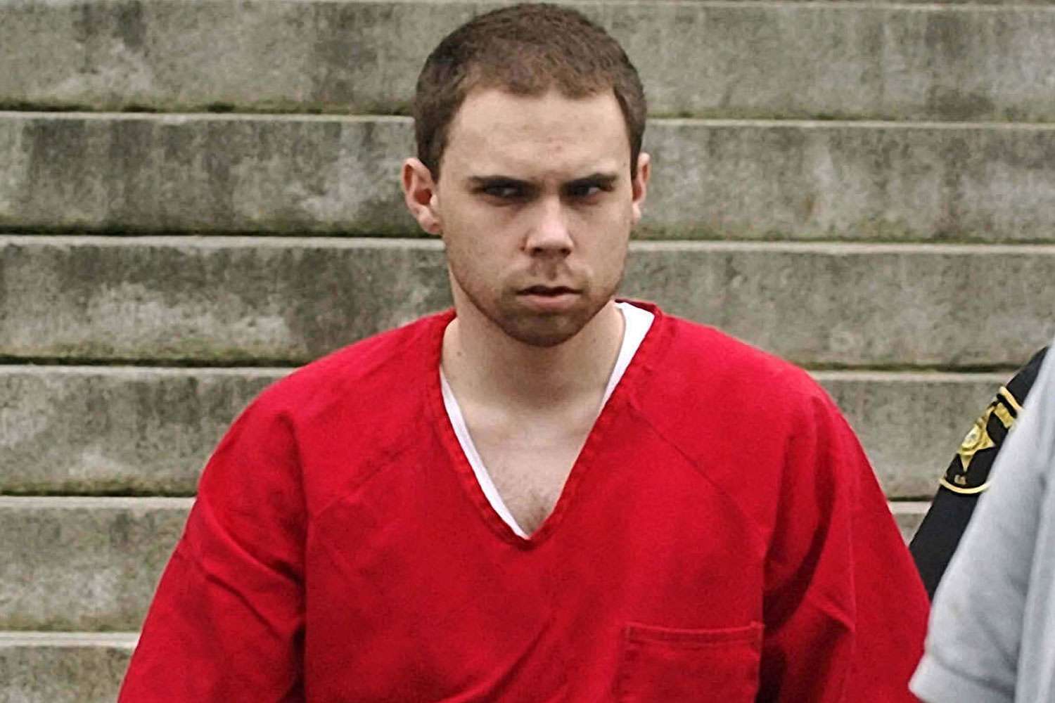 Triple Murderer Ate Final Meal, Including Egg Rolls and Chocolate Cake ...