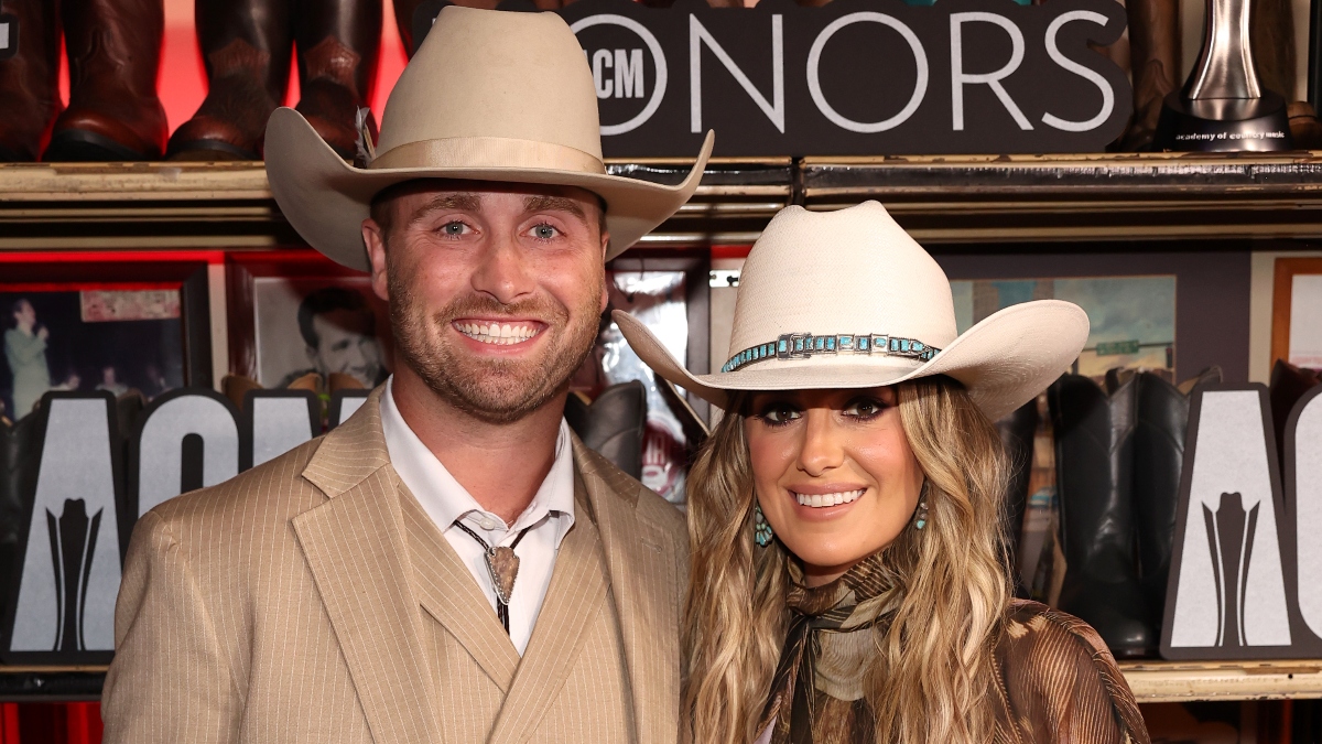 Lainey Wilson's Fiancé Is Her 'Biggest Cheerleader'-Meet Duck