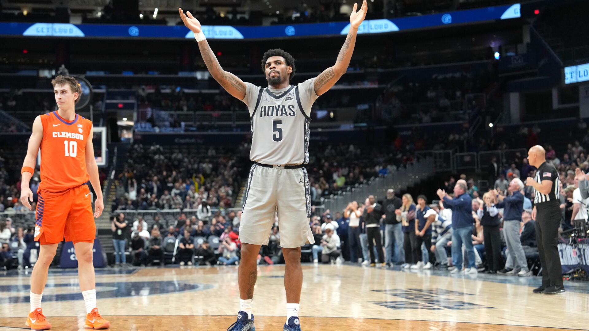 KJ Lewis scores 17 of his 26 in the second half, and Georgetown beats ...