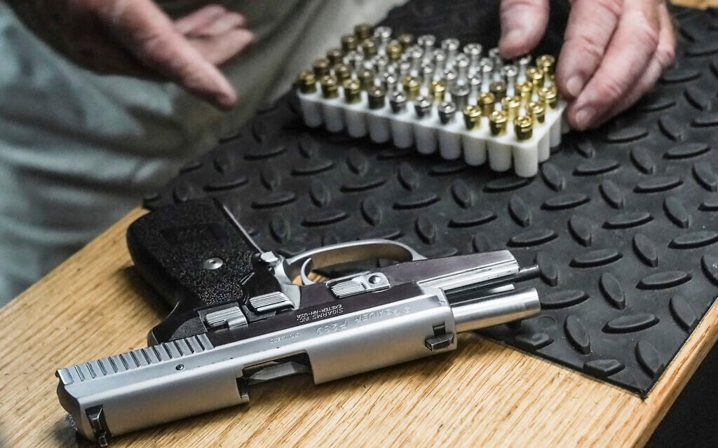 ‘We ain’t fleeing’: Demand for firearms said to rise among NYC Jews ...