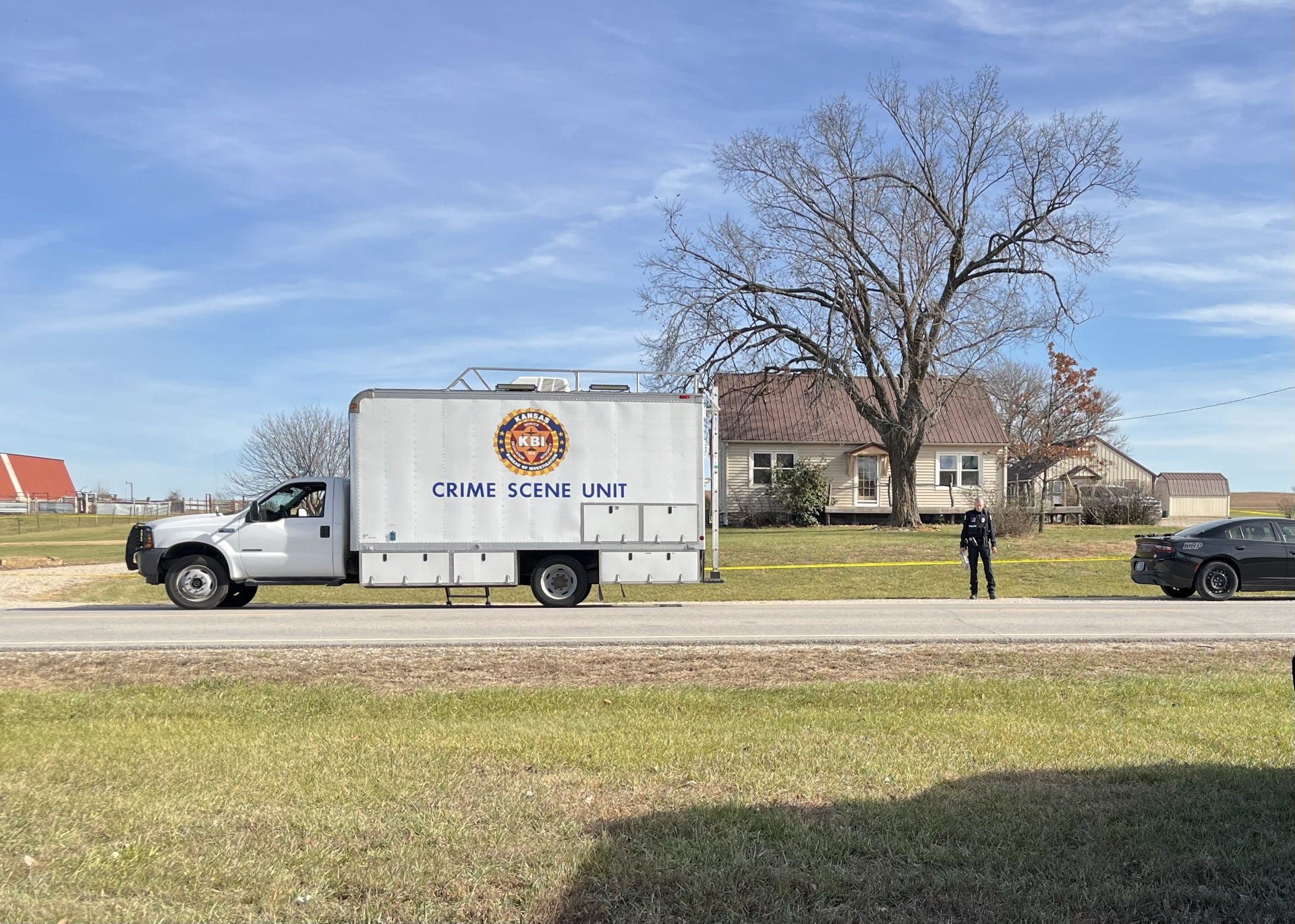 4 officers among 6 people shot south of Topeka; suspect, 22, dies