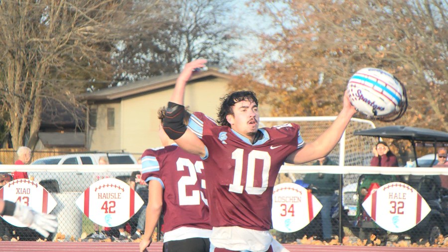 Scores: IHSA football quarterfinals (11-15-25)