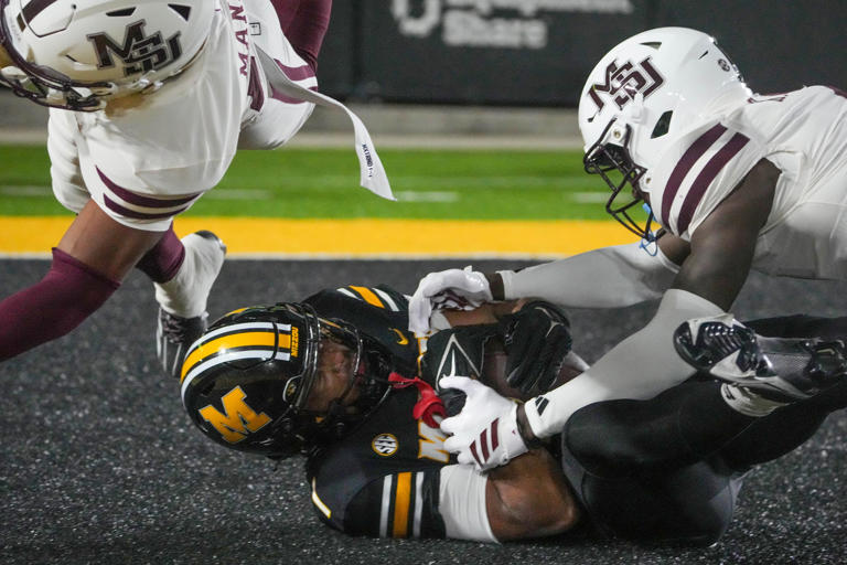 Missouri football ground game goes wild in lopsided win over ...