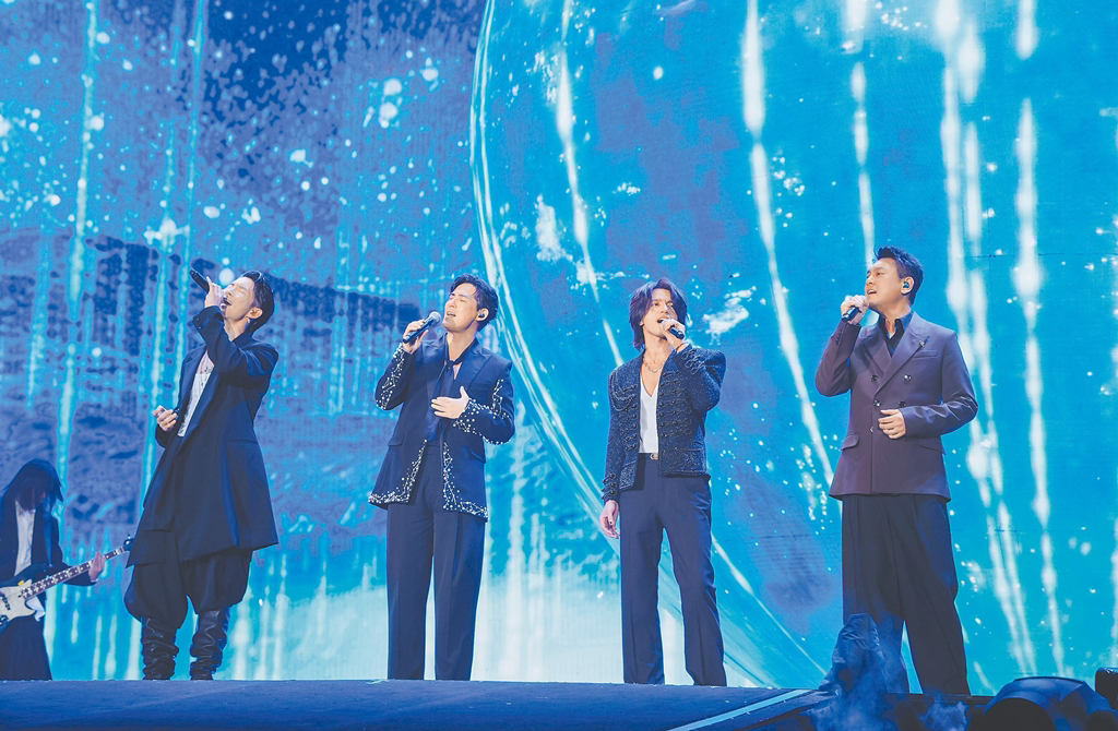 遭「除名」F4 巡演！朱孝天個唱《大約在冬季》哽咽落淚