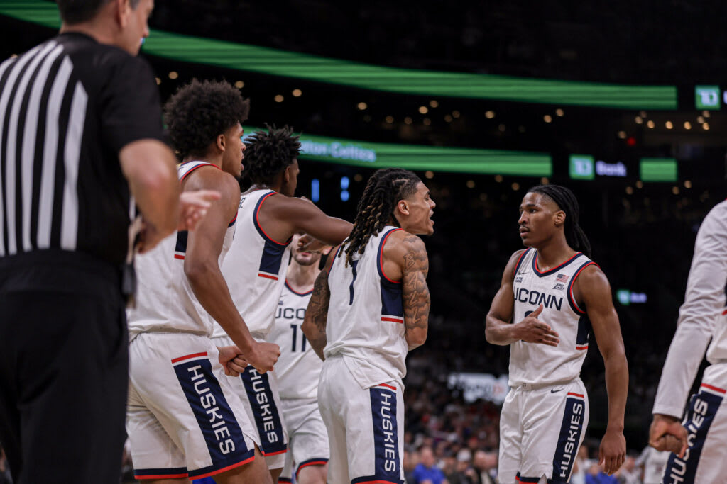 No. 3 UConn uses strong first half to hold off No. 7 BYU 86-84