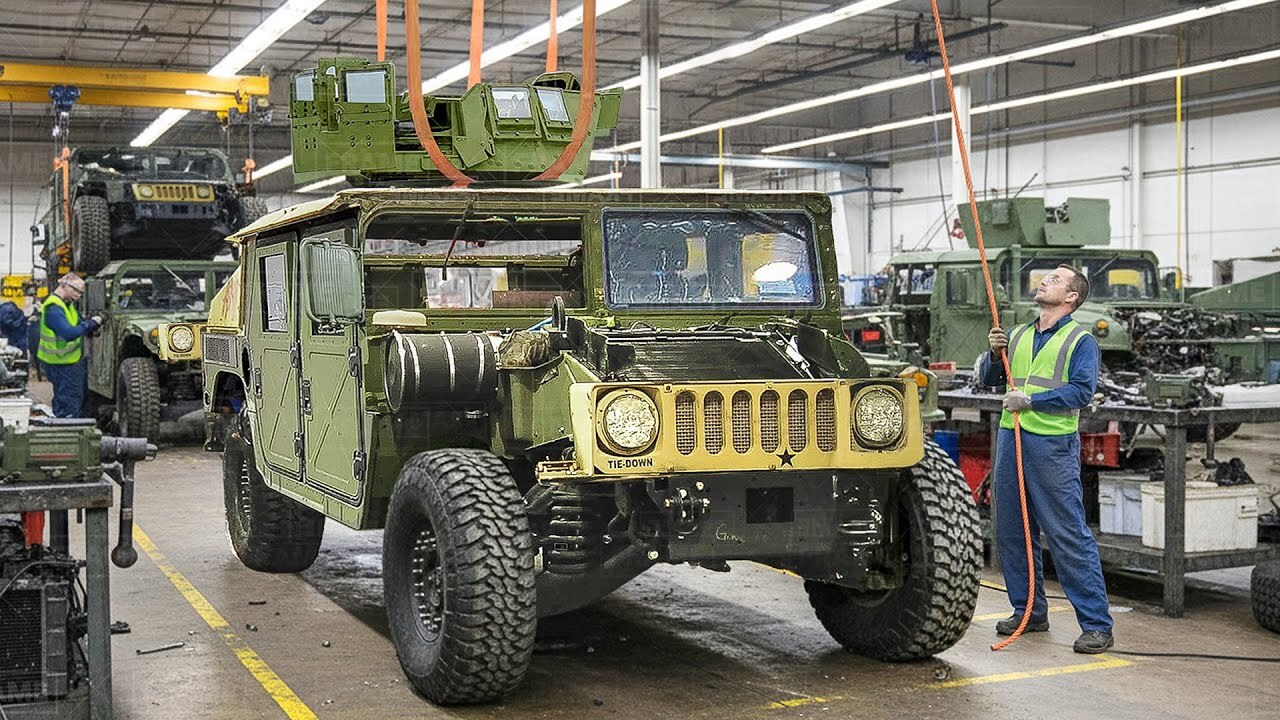How the US Army Upgrades and Repairs Its Humvees Inside Massive Factory