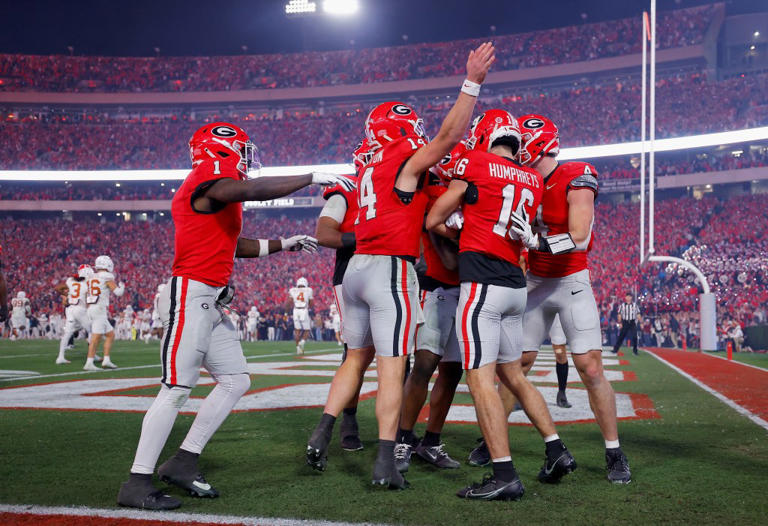 Georgia puts Texas’ CFP hopes in jeopardy thanks to Gunner Stockton’s ...