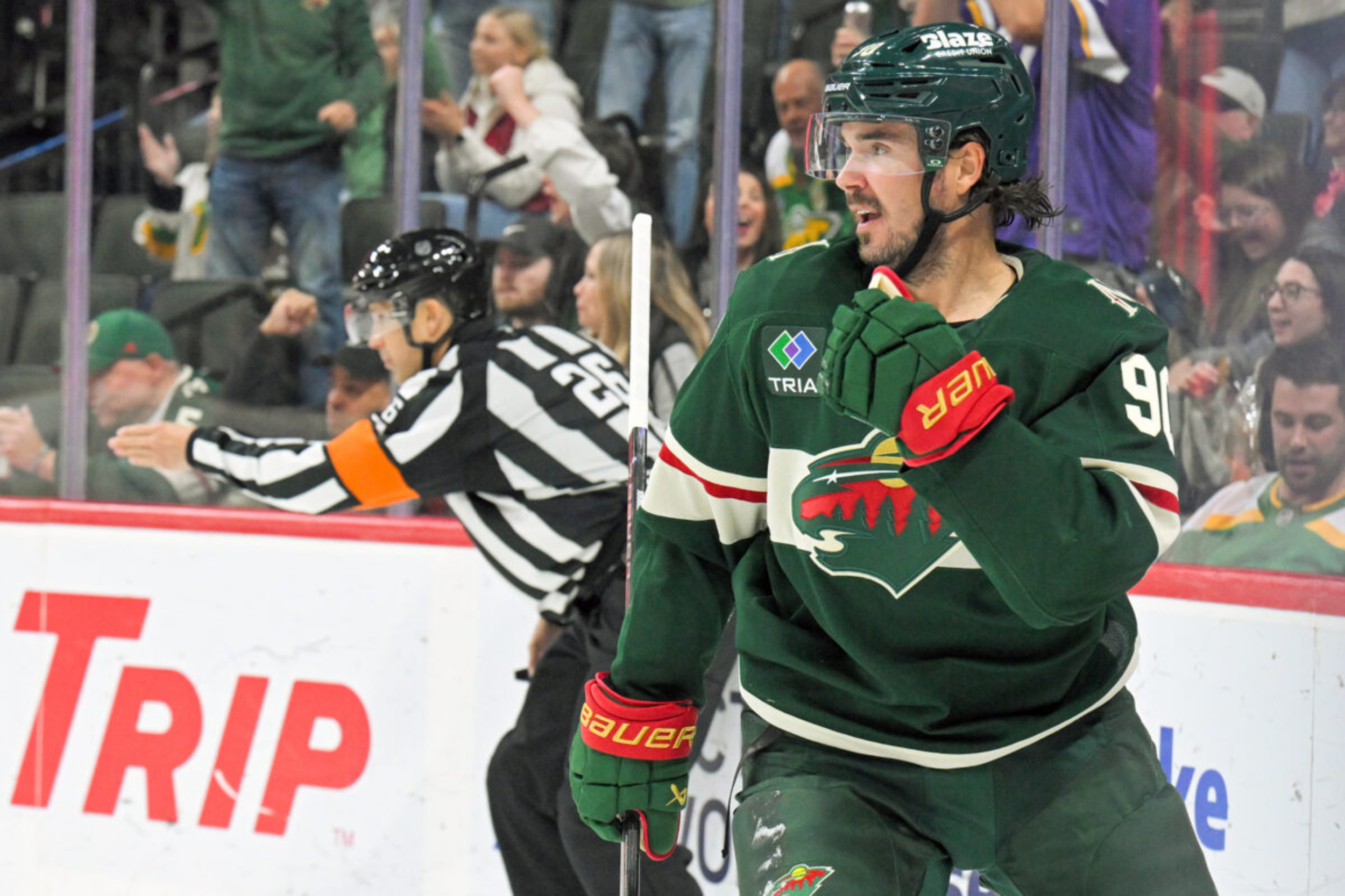 Wild dominate in 5-2 win over Golden Knights