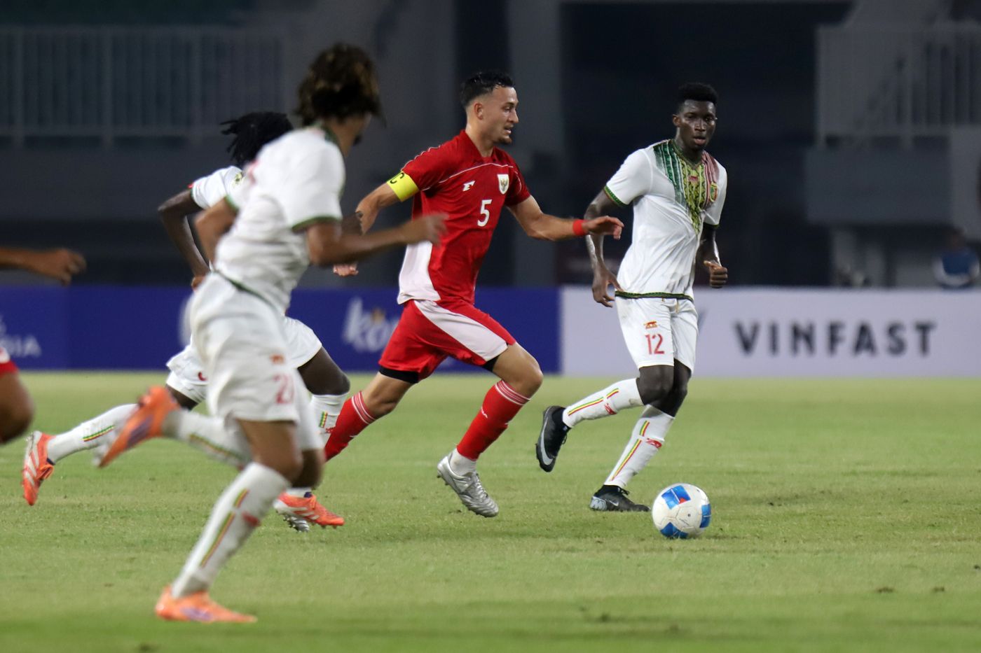 Indra Sjafri Ketar-ketir! Ivar Jenner Terancam Absen Bela Timnas ...