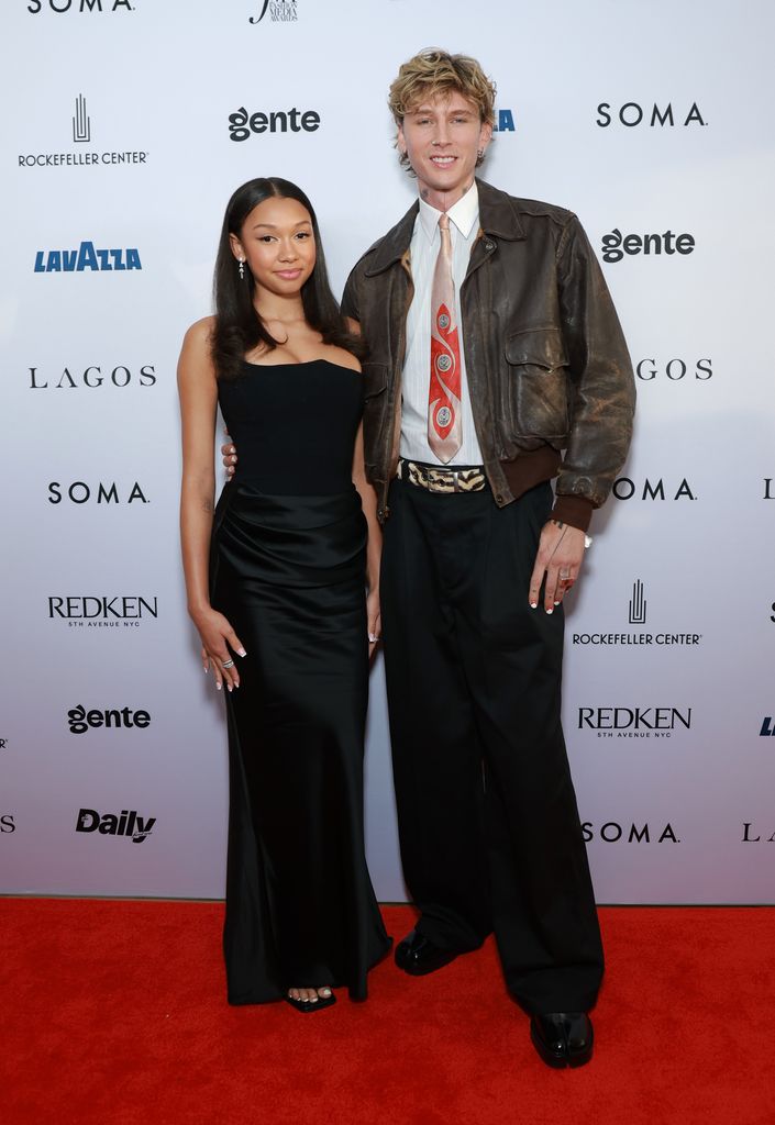 Machine Gun Kelly's daughter's all grown up as rapper recreates photo ...