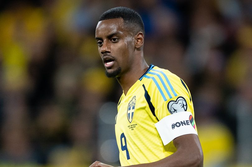 Sweden manager confirms Alexander Isak plan and Liverpool striker's ...